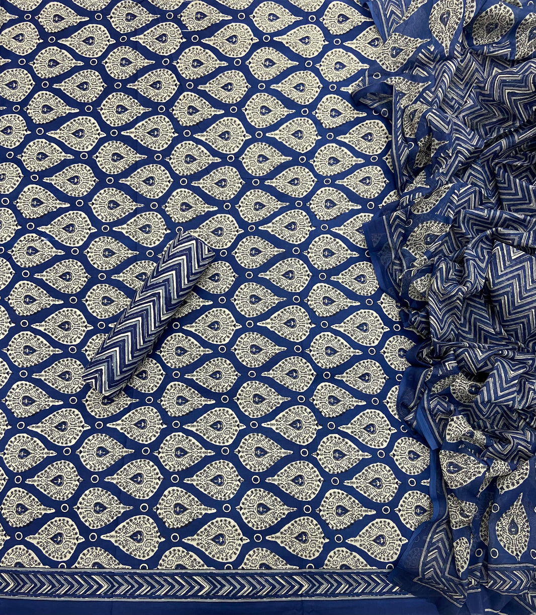 Yanchi Studio - Everything at Wholesale Prices